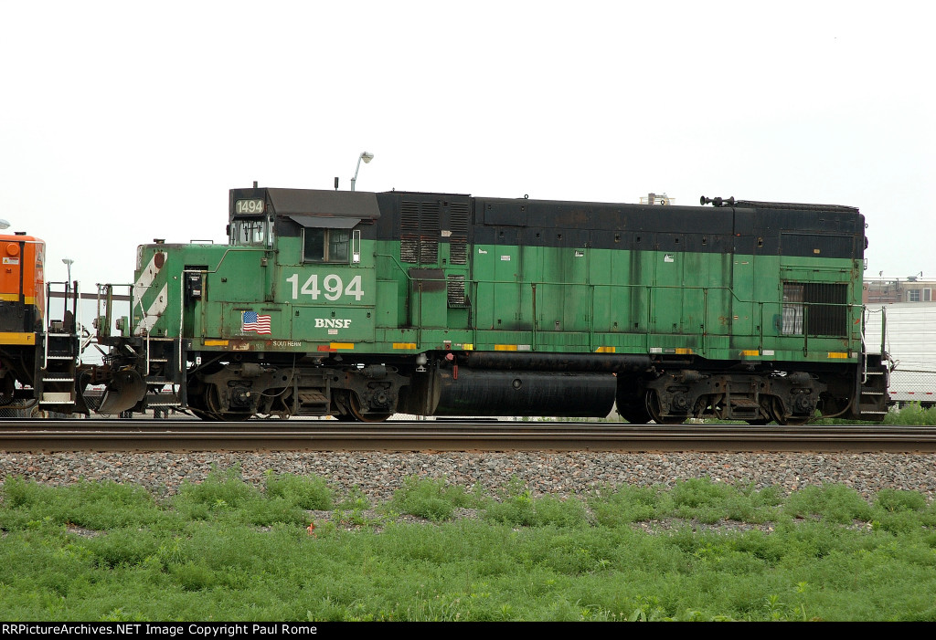 BNSF 1494, EMD GP15-1, ex SLSF, on the BNSF